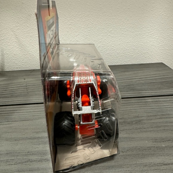 Spin Master | Toys | Thunderroarus Monster Truck | Poshmark